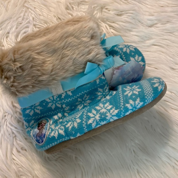 Disney | Shoes | Disney Frozen Girls Sleepers Brand New Size 45 | Poshmark